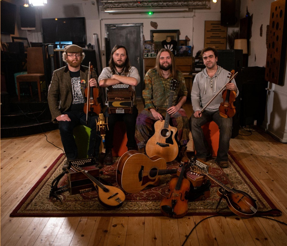 Folk and Roots – Presenting the best of folk, roots and acoustic music ...