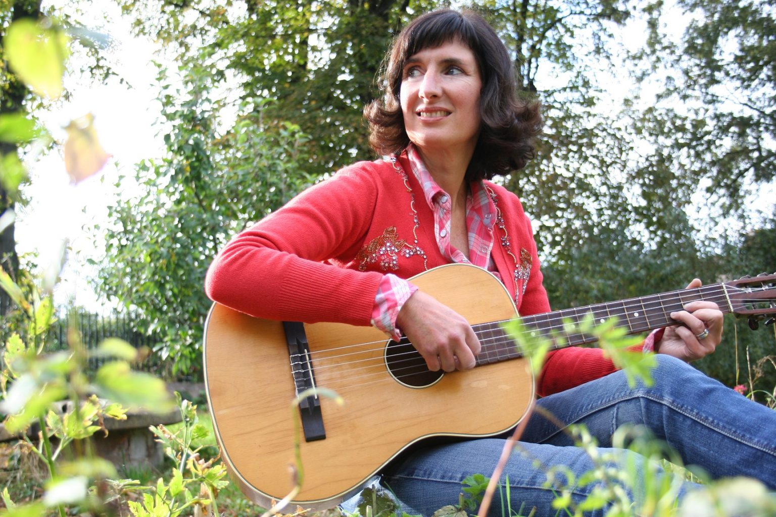 Rebecca Hollweg – Folk and Roots